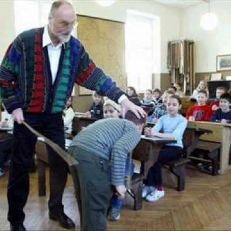 Фото Наказание Розгами В Школе —