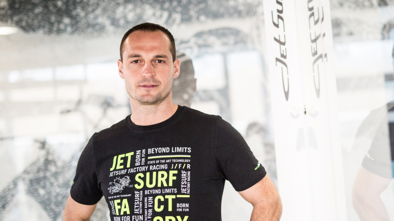 JetSurf je pro každého, říká jeho duchovní otec Martin Šula. Ví to i ...