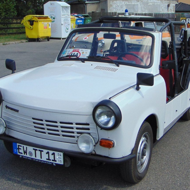 Bakelitový symbol Východního Německa: Kultovní Trabant dostal jméno ...