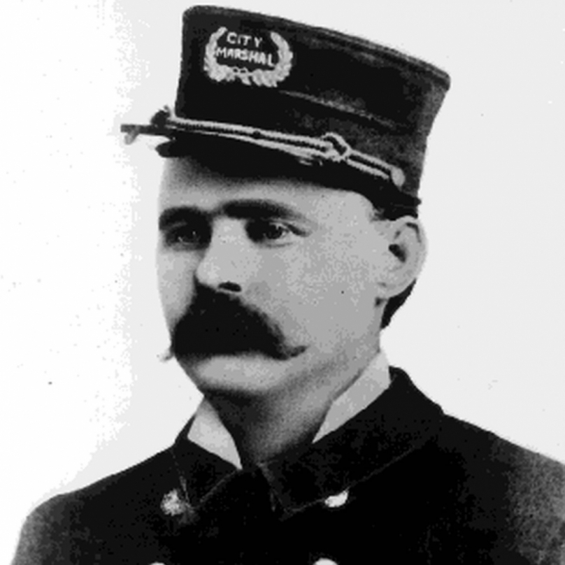 Wyatt Earp: Legenda Divokého západu, která brala zákon do svých rukou ...